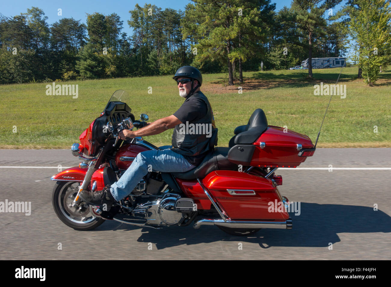 Motorcycle riding and road hi-res stock photography and images - Alamy