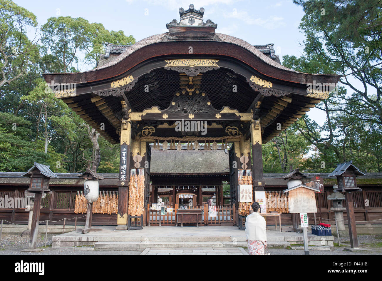 Standing in front of temple hi-res stock photography and images - Alamy