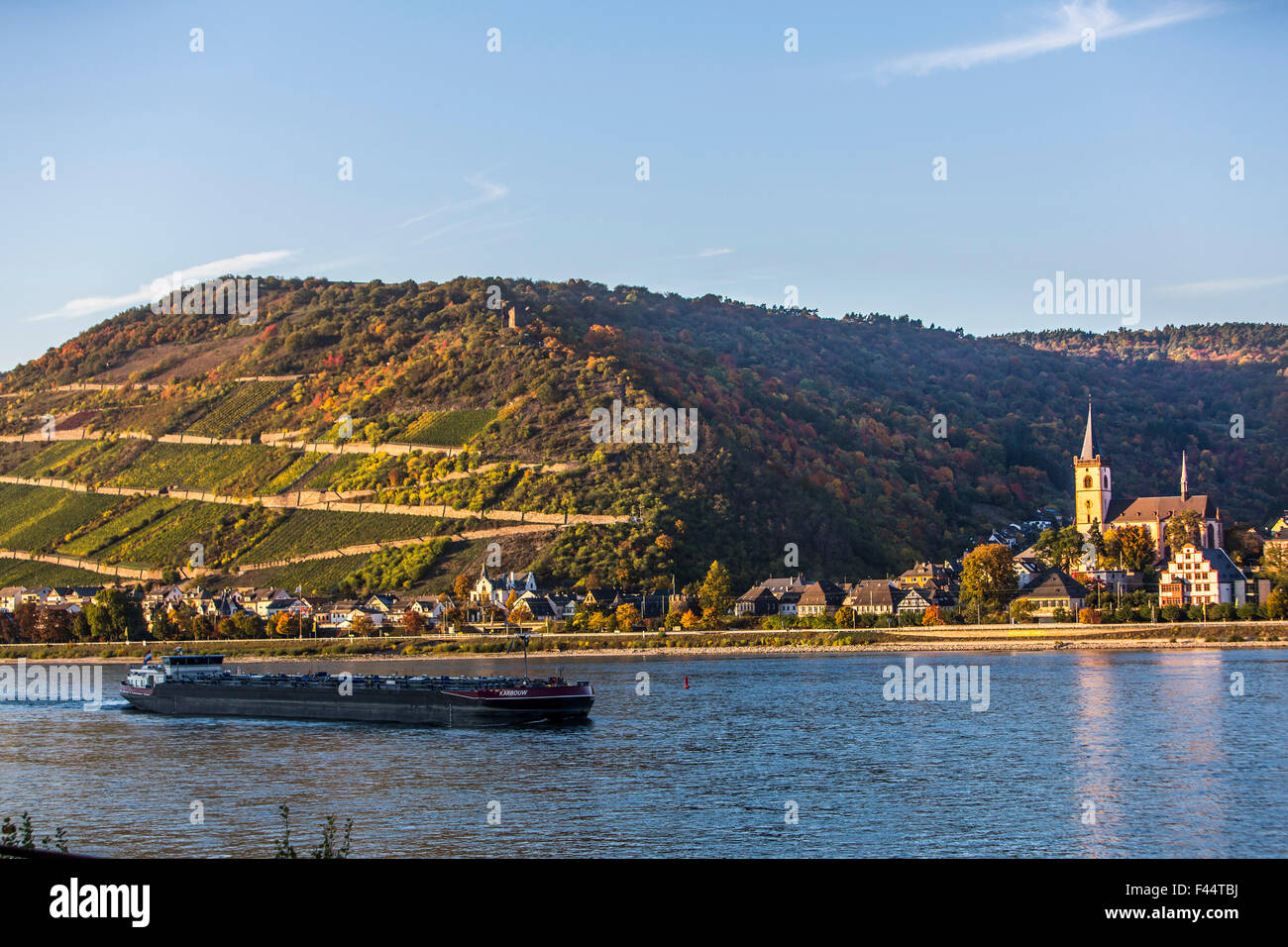 Wine village Lorch, in the upper middle Rhine valley, Germany Stock ...