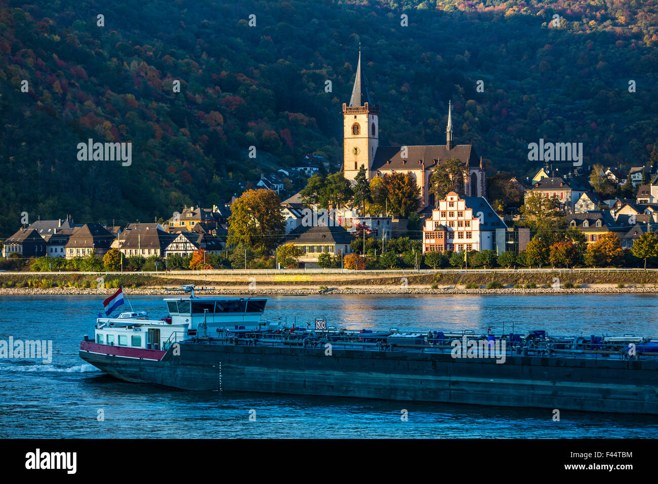 Wine village Lorch, in the upper middle Rhine valley, Germany Stock ...
