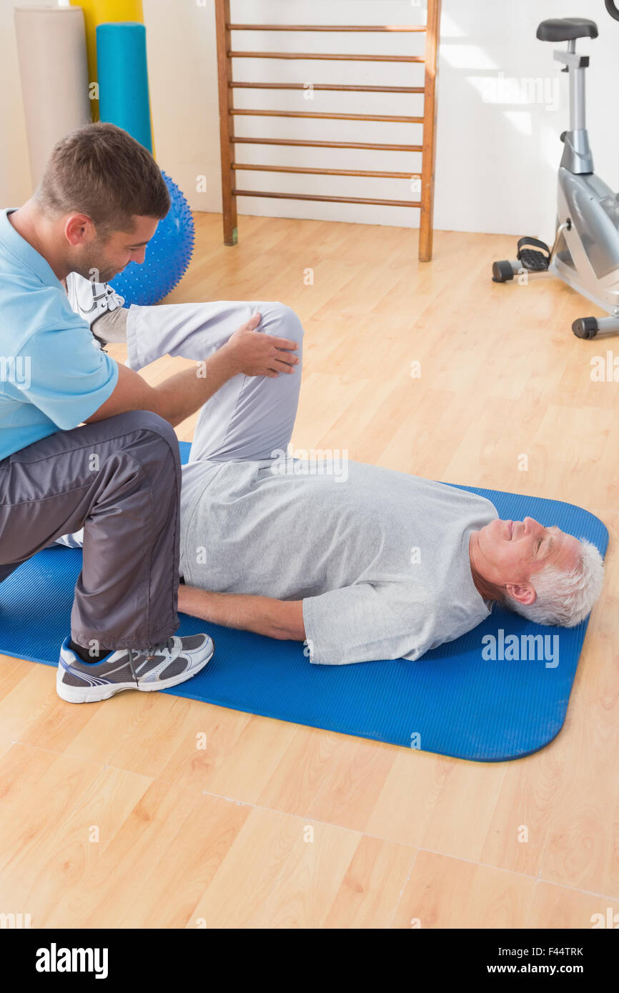 Seniors strength training hi-res stock photography and images - Alamy