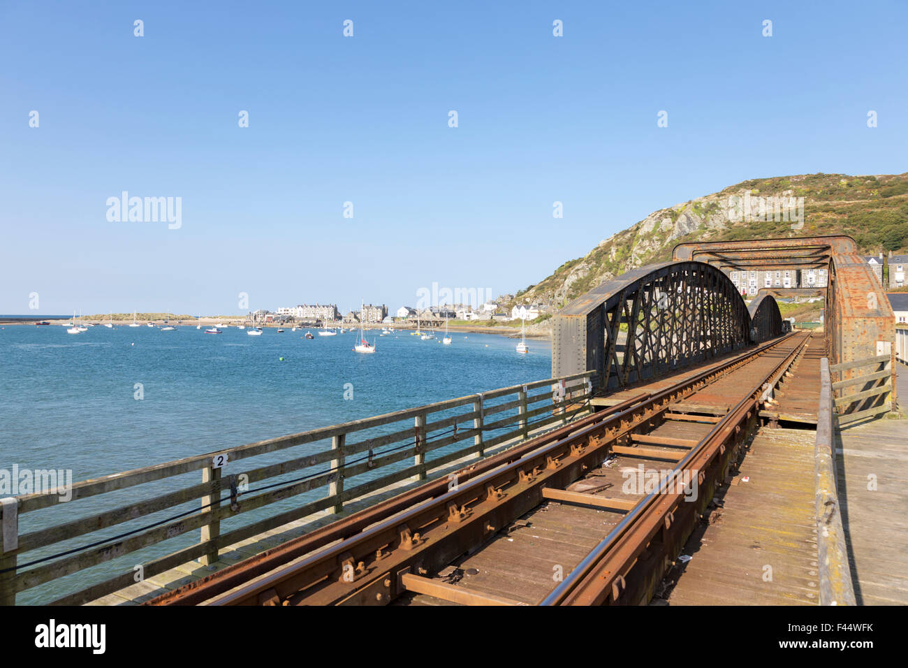Barmouth Bridge, Welsh: Pont Abermaw, also known as Barmouth Viaduct ...