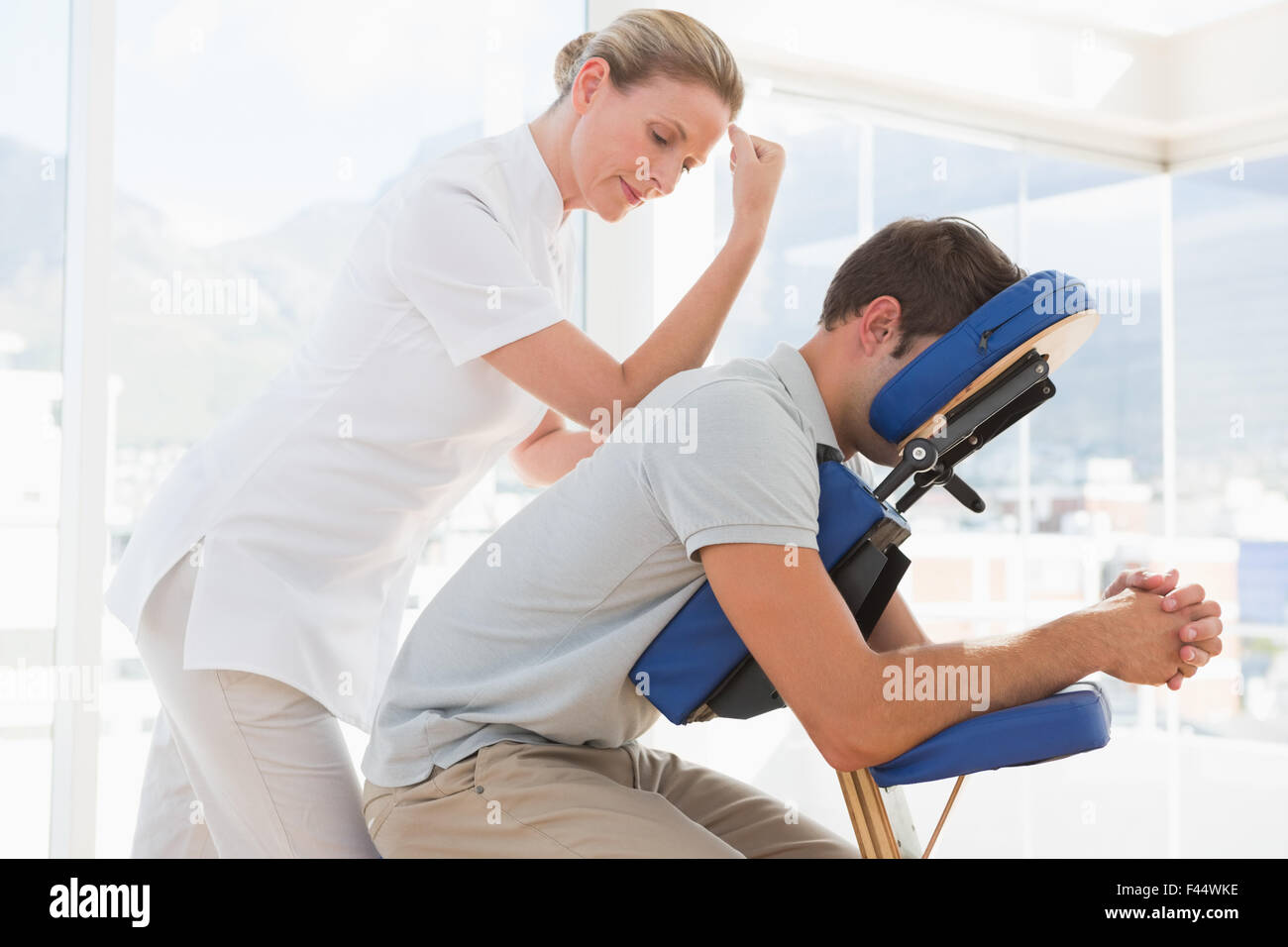Man having back massage Stock Photo - Alamy