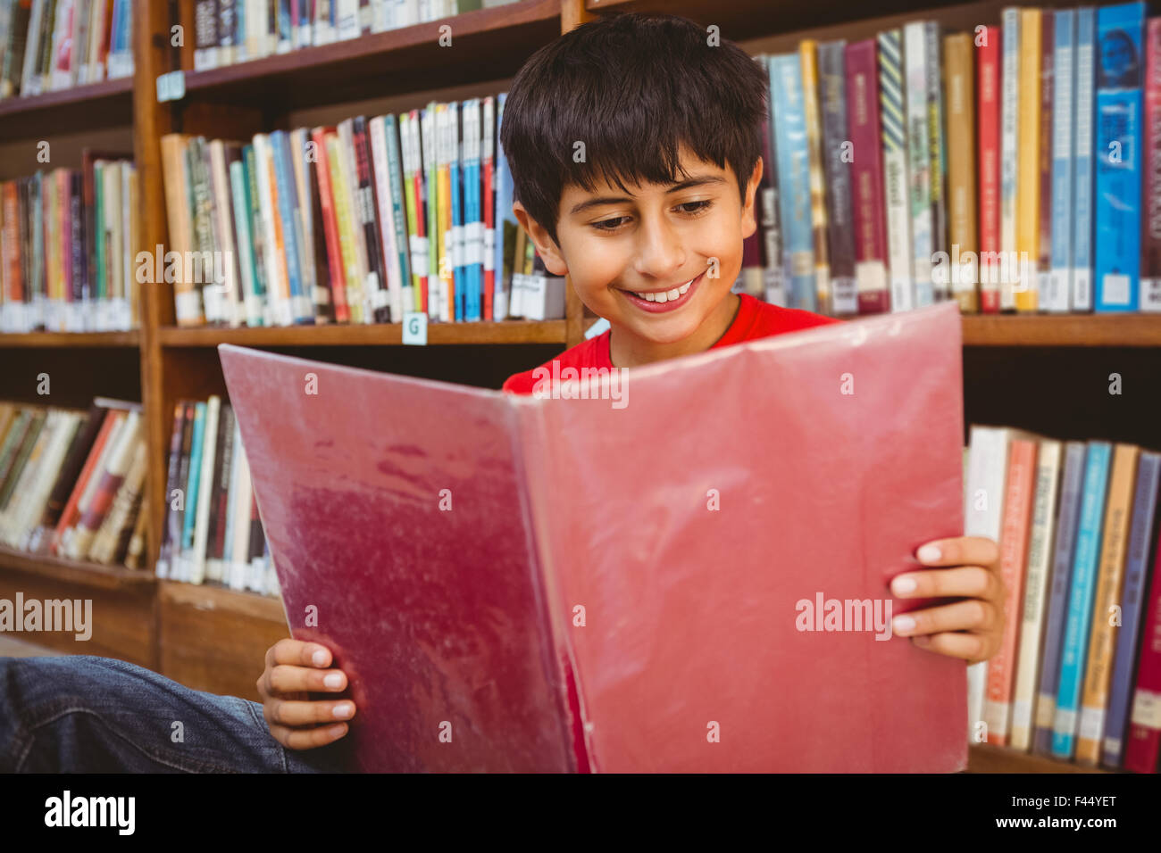 Boy studying hispanic library hi-res stock photography and images - Alamy