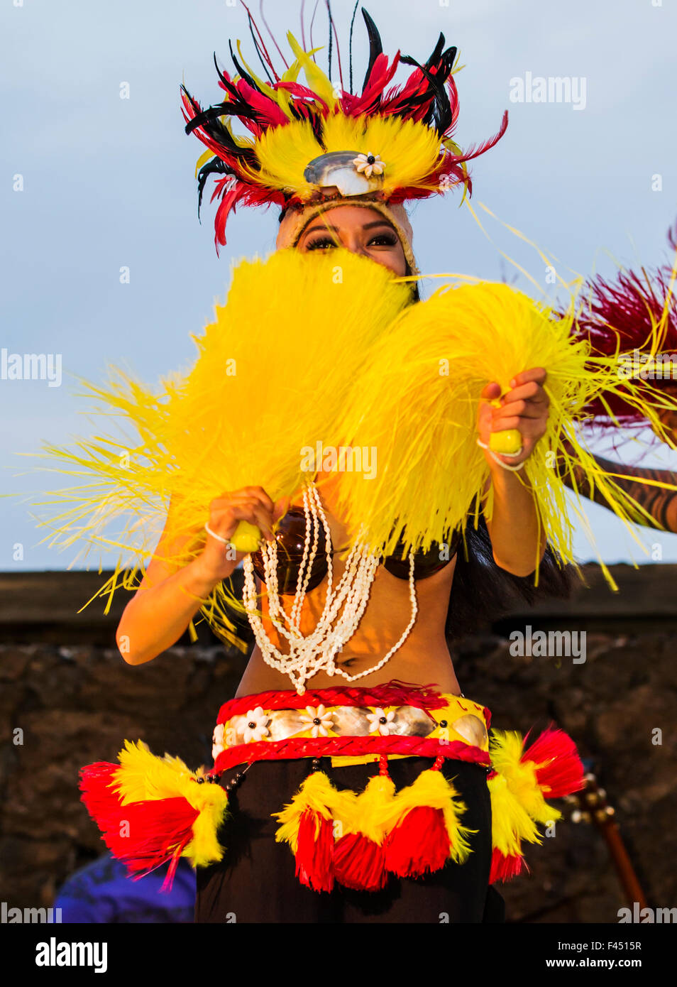 Native male Hawaiian performing traditional dance at Lua, Big Island ...