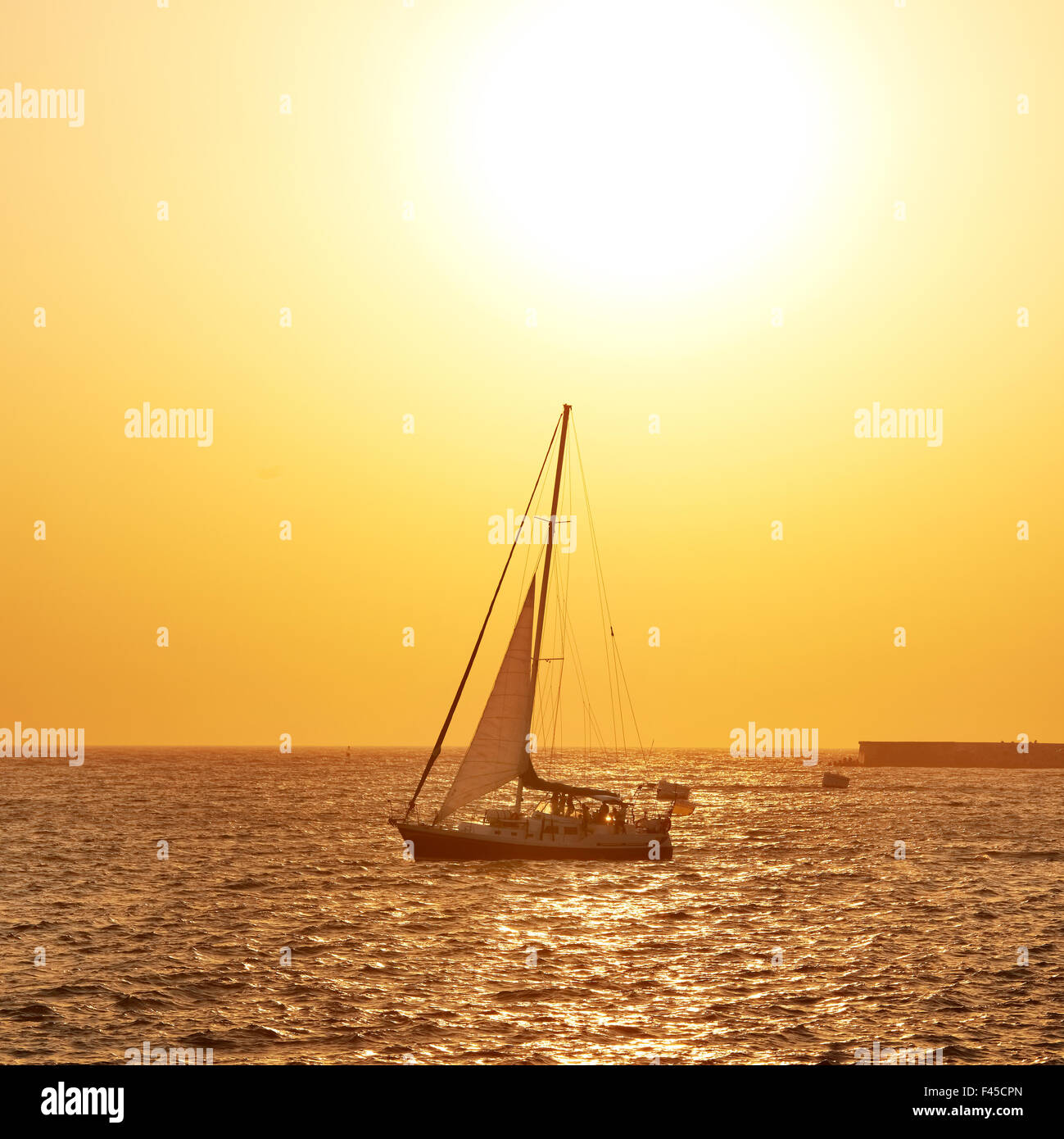 Race against the sun hi-res stock photography and images - Alamy