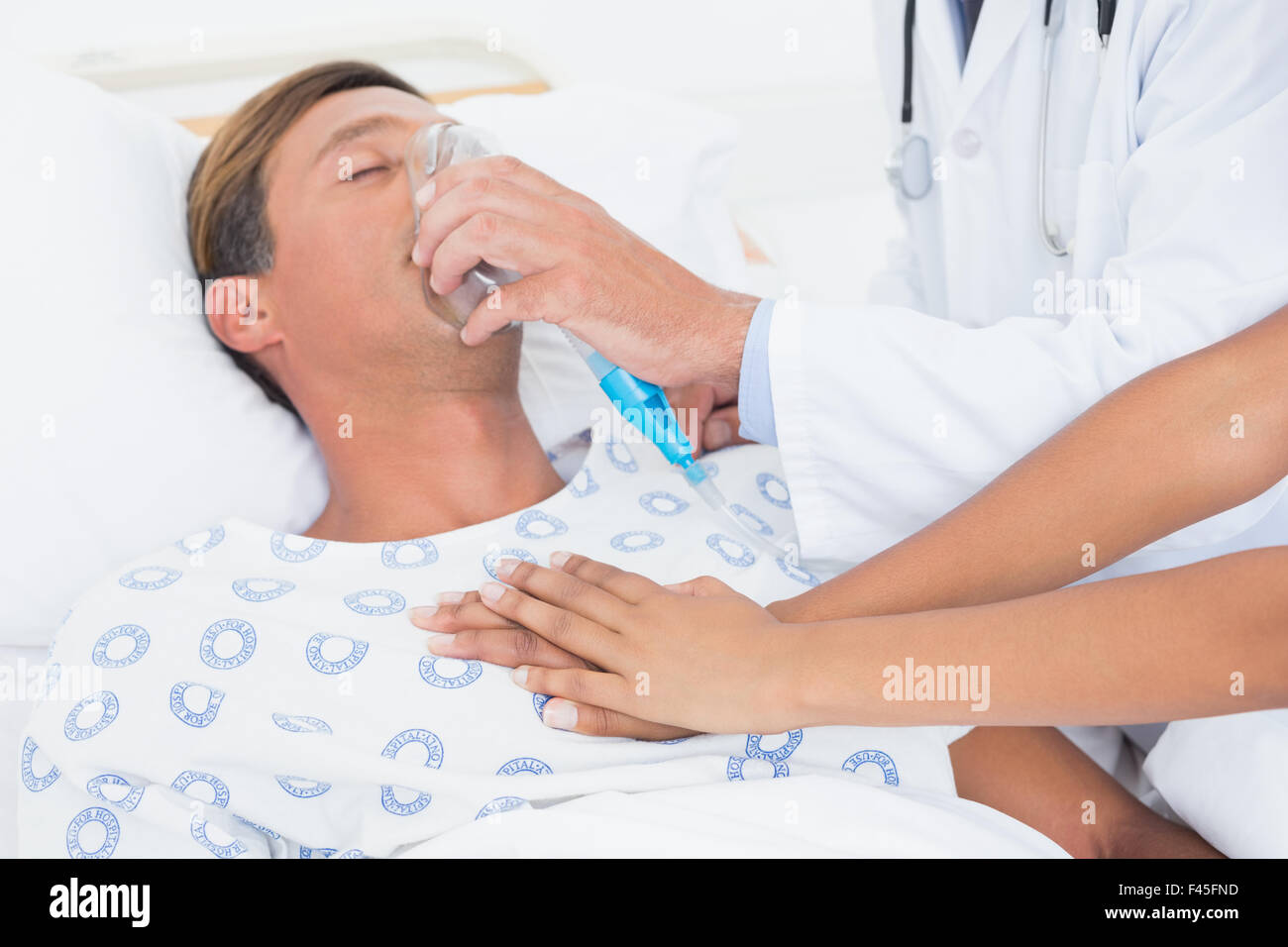 Doctor and reanimation hi-res stock photography and images - Alamy