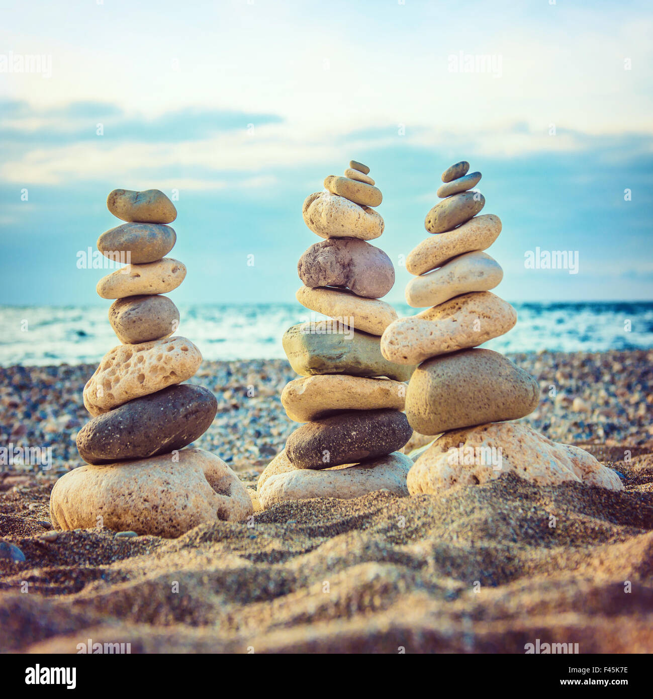 Round smooth stone hi-res stock photography and images - Alamy