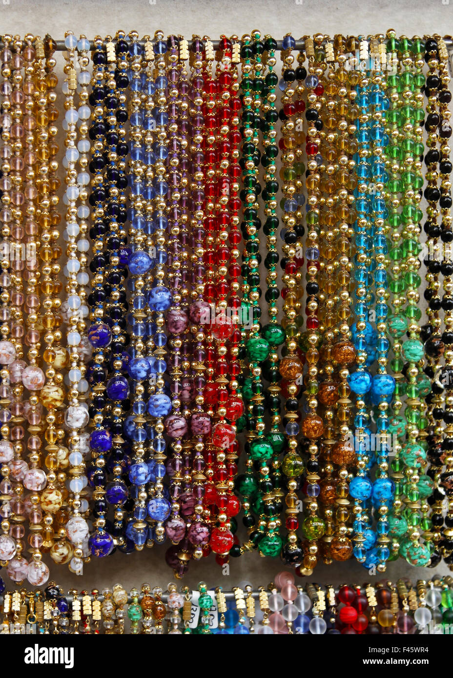 Crystal and pearls hi-res stock photography and images - Alamy