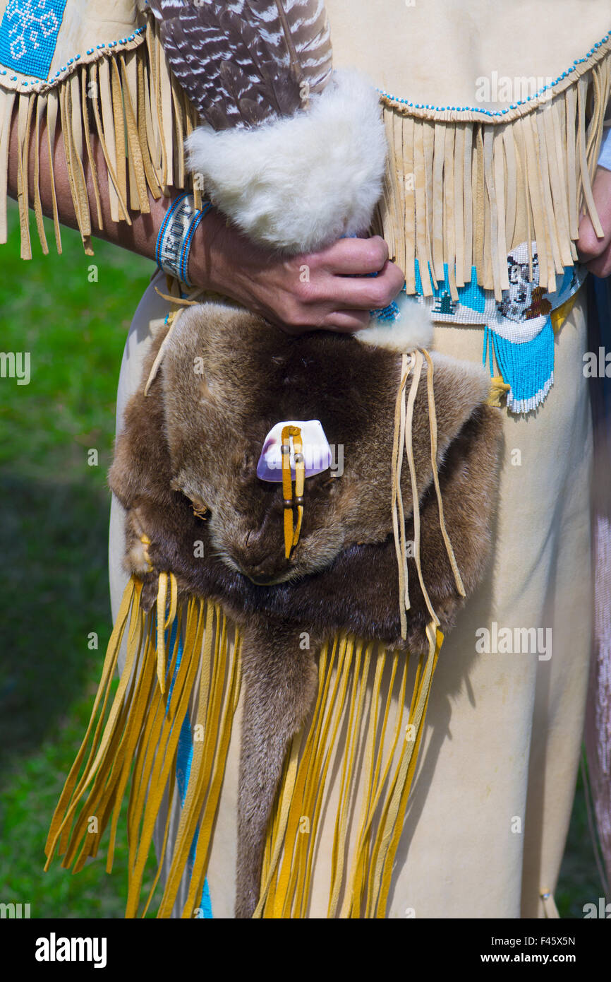 Female american indian dancer hi-res stock photography and images - Alamy