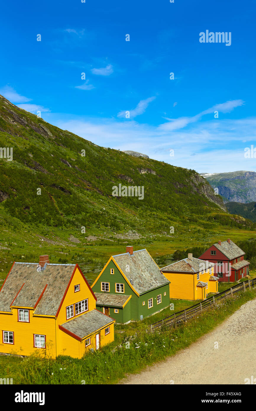 Flam train bridge hi-res stock photography and images - Alamy