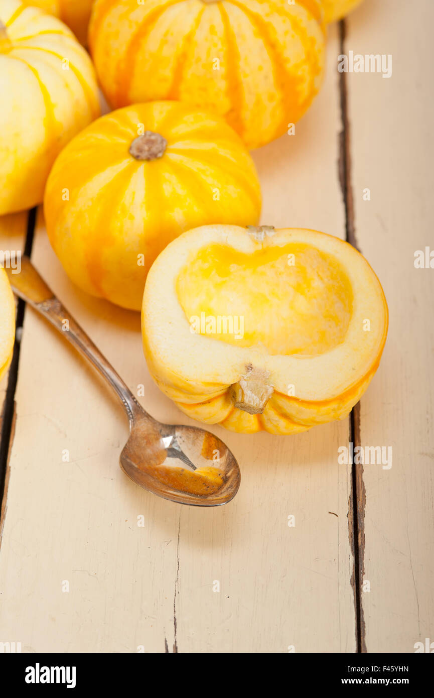 fresh yellow pumpkin Stock Photo - Alamy