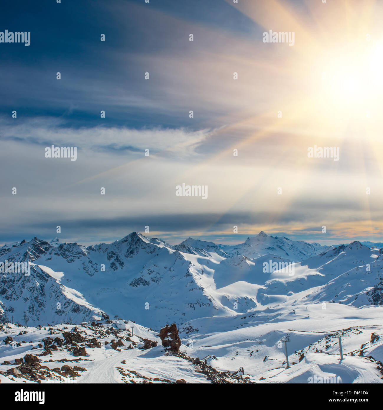 Snowy mountain sunset hi-res stock photography and images - Alamy