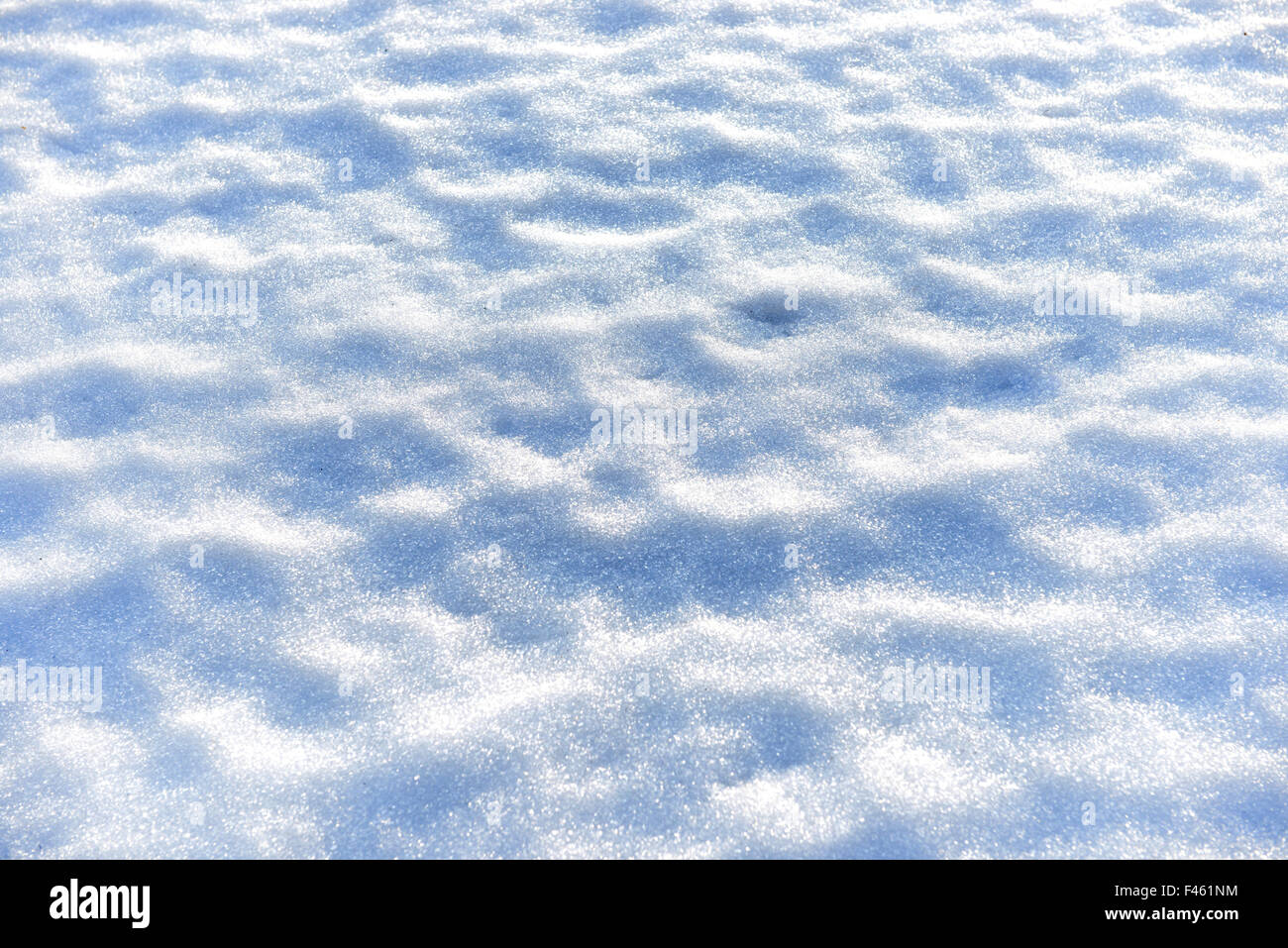 Pure white snow texture cold hi-res stock photography and images - Alamy
