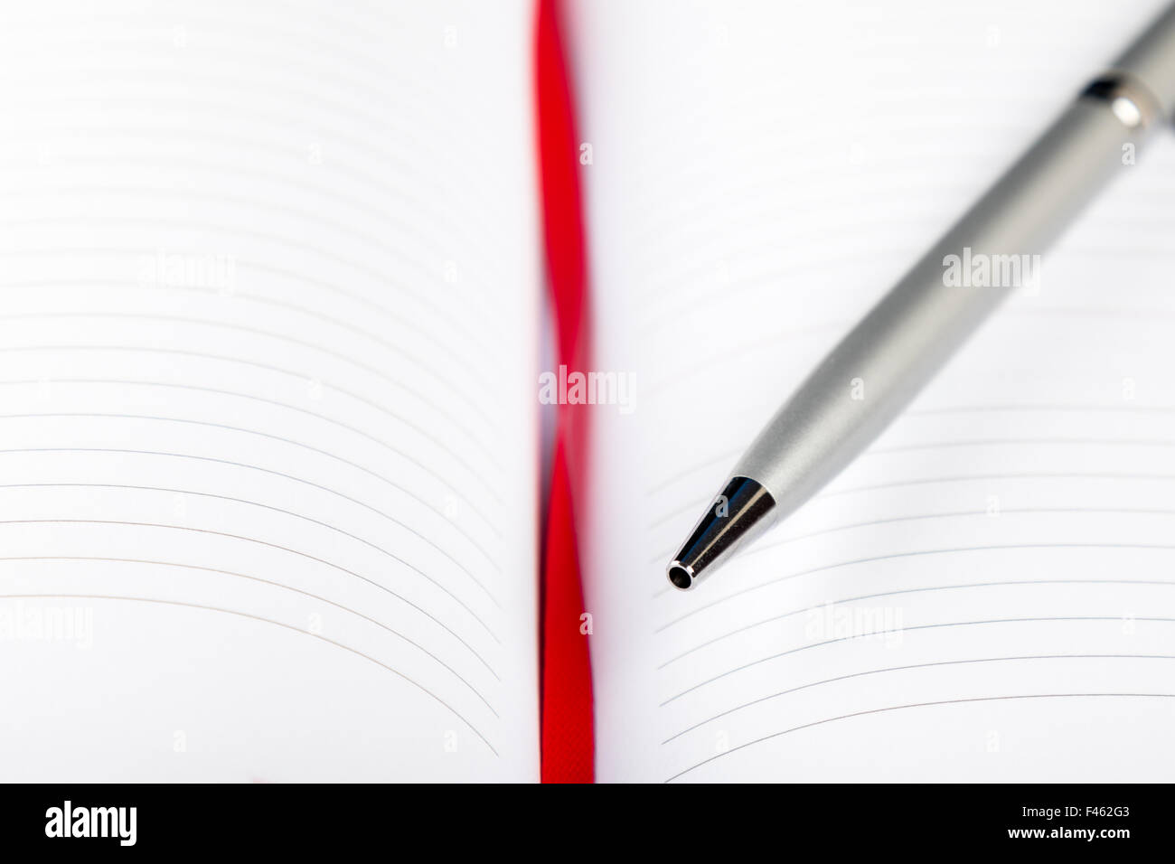 Pen on string hi-res stock photography and images - Alamy