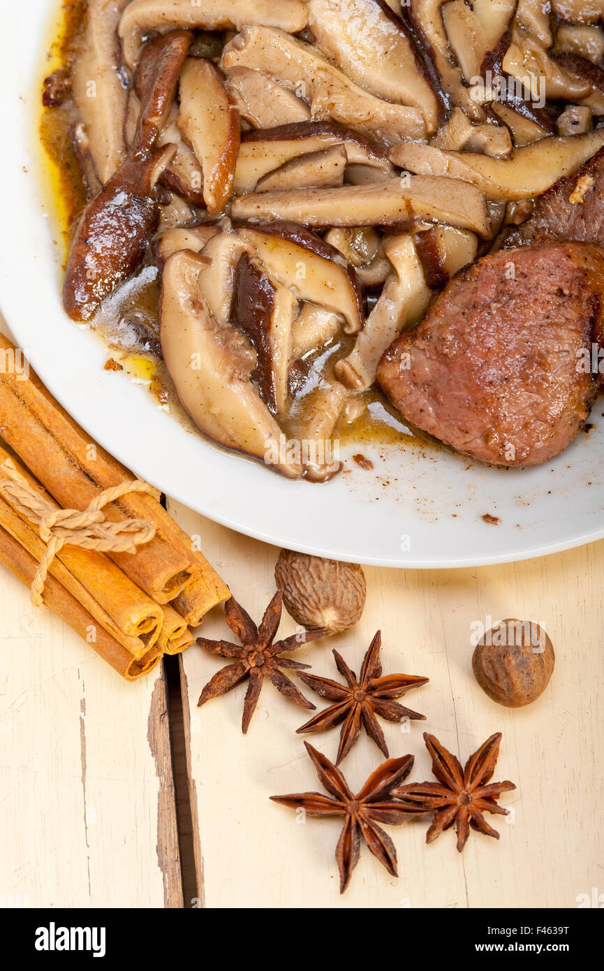 Venison deer game filet hi-res stock photography and images - Alamy