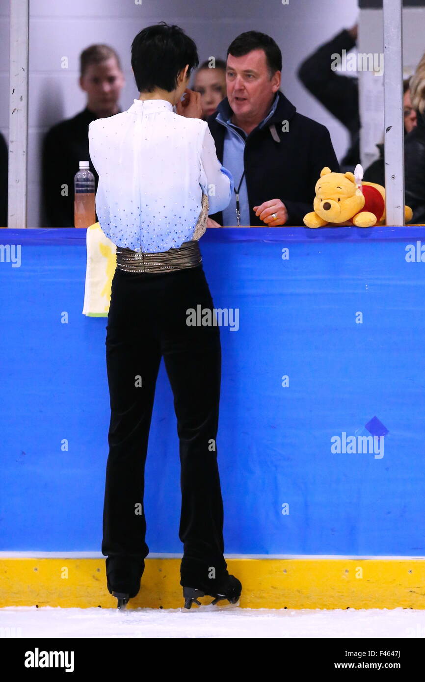 Barrie, Canada. 14th Oct, 2015. (L-R) Yuzuru Hanyu (JPN), Brian Orser ...