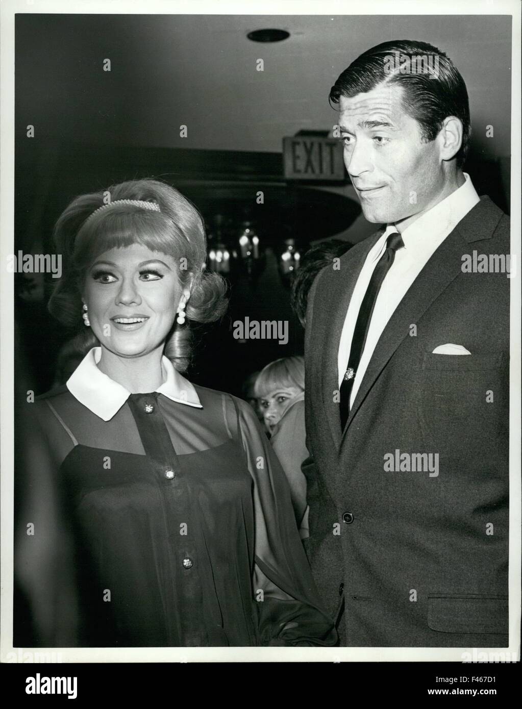 24 mayo 1975 hi-res stock photography and images - Alamy
