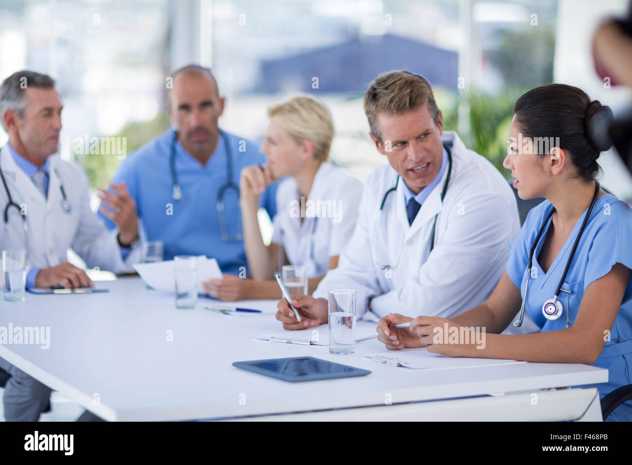 Teams of doctors working together Stock Photo - Alamy