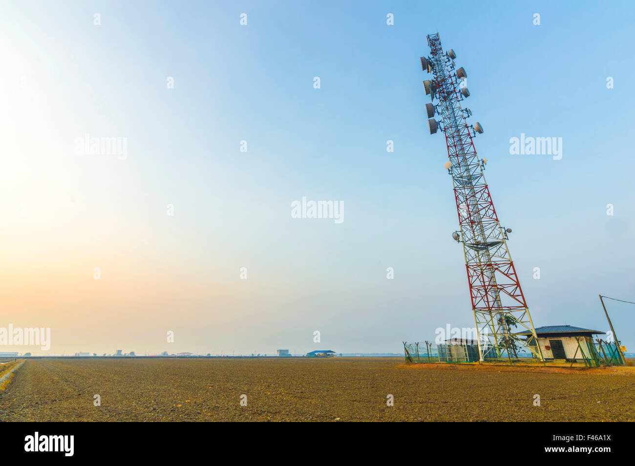 Gsm base station field hi-res stock photography and images - Alamy