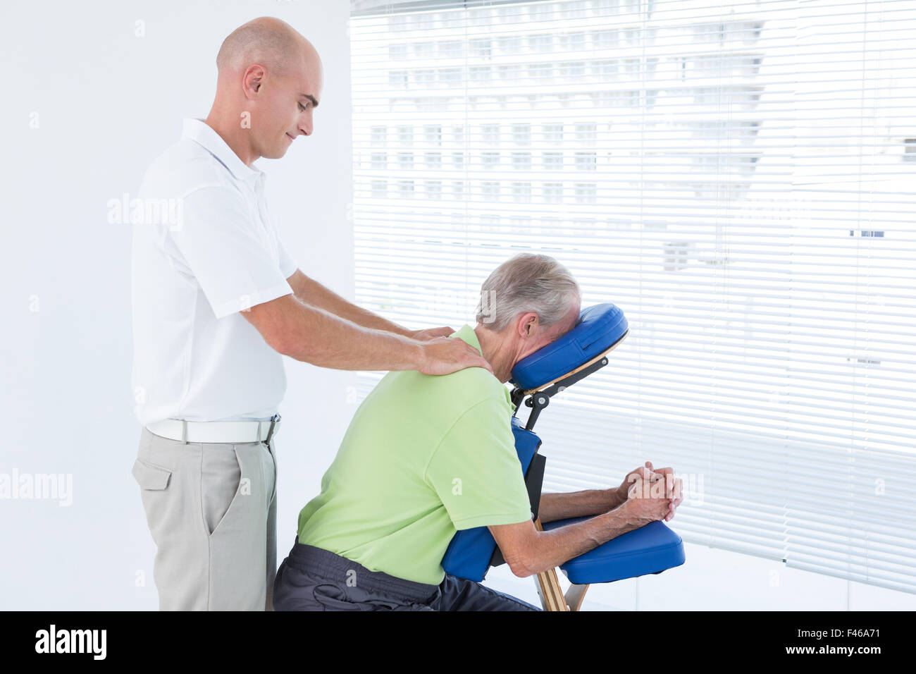 Man having back massage Stock Photo - Alamy