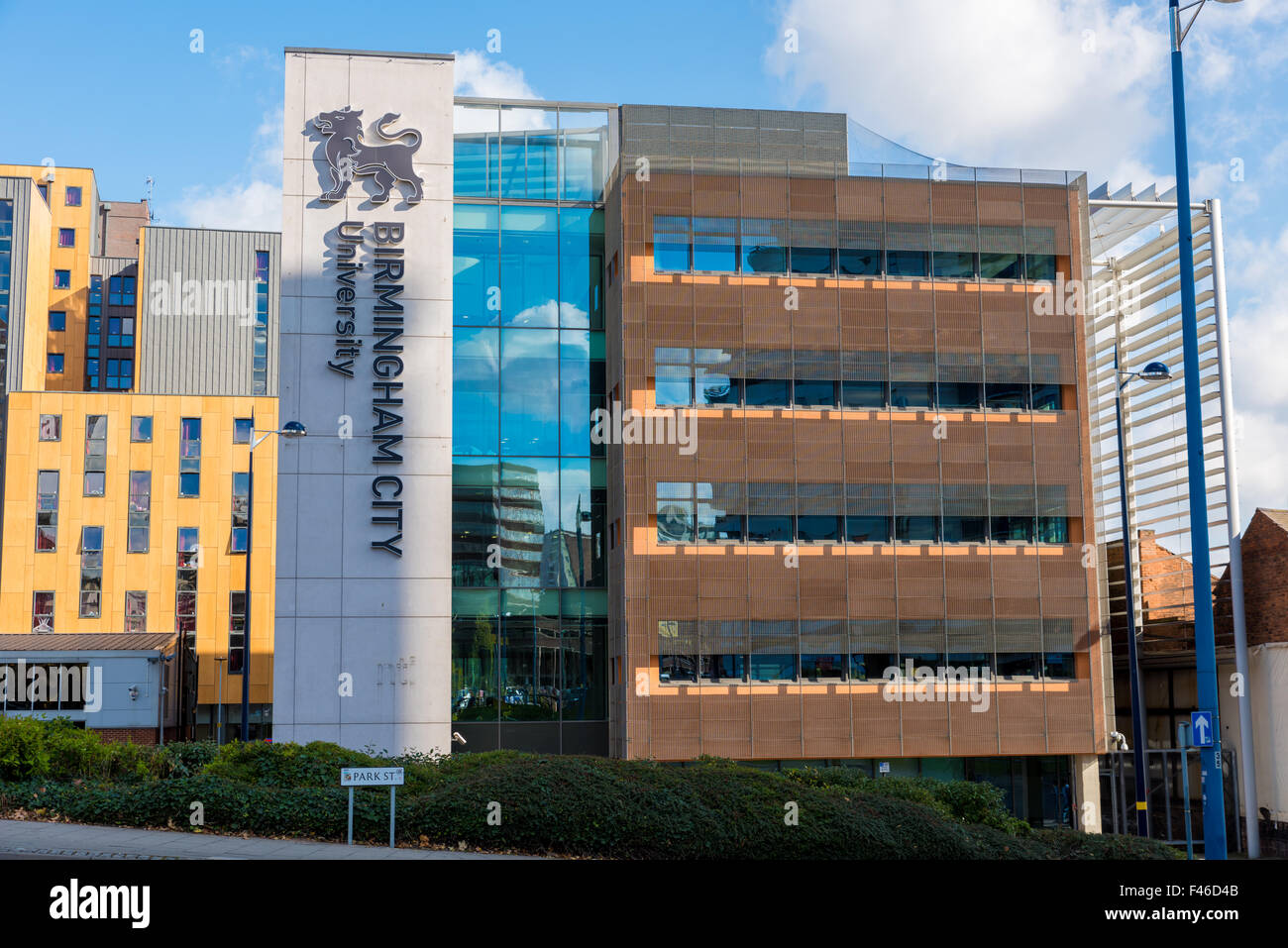 British university building hi-res stock photography and images - Alamy