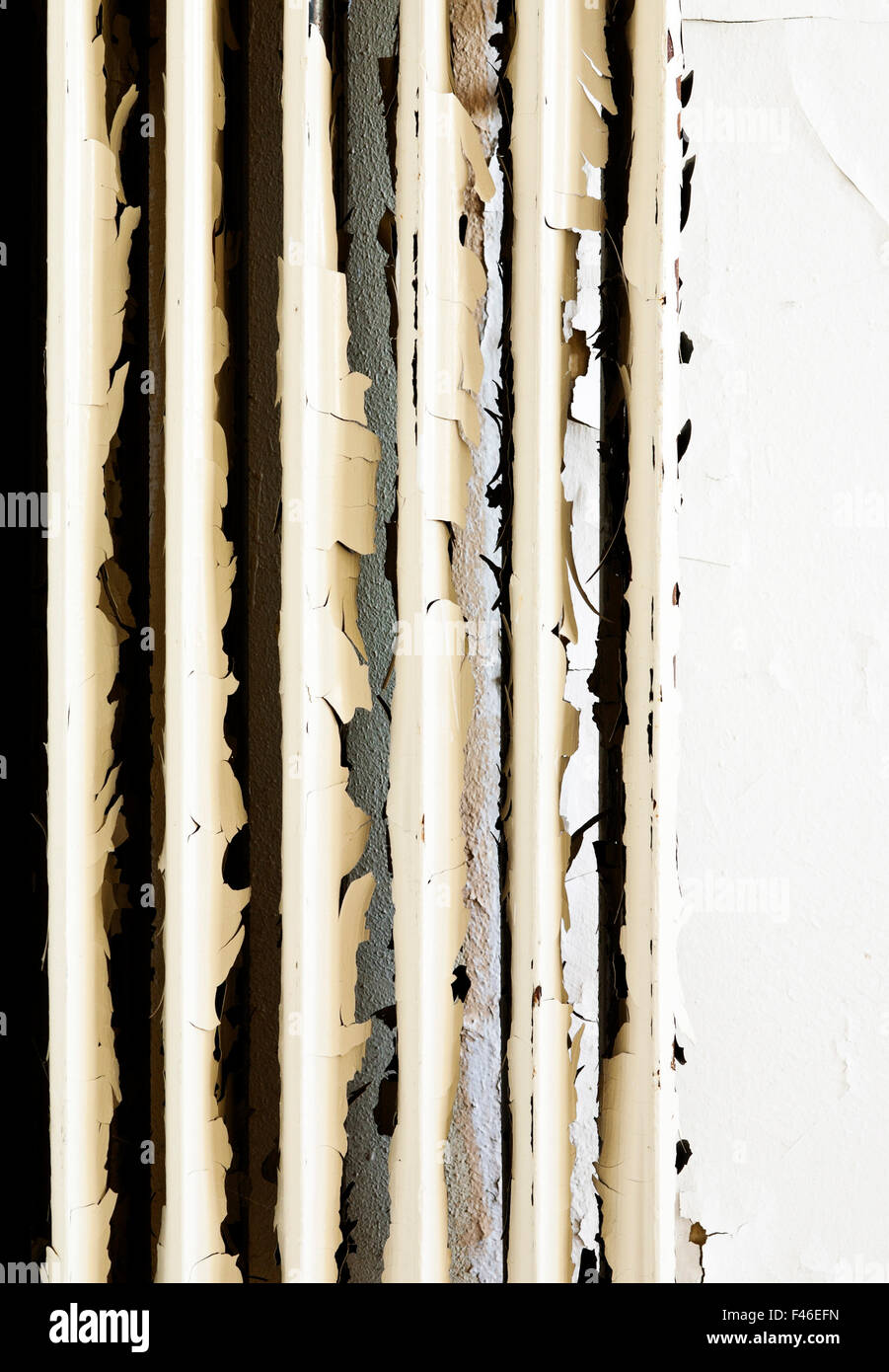 old rusty radiator, detail Stock Photo - Alamy