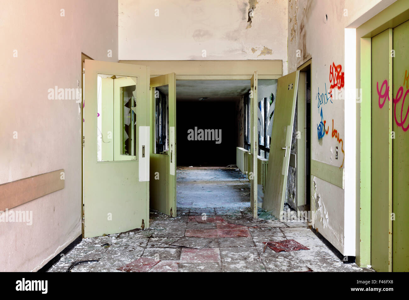 Long corridor old destroyed house hi-res stock photography and images - Alamy