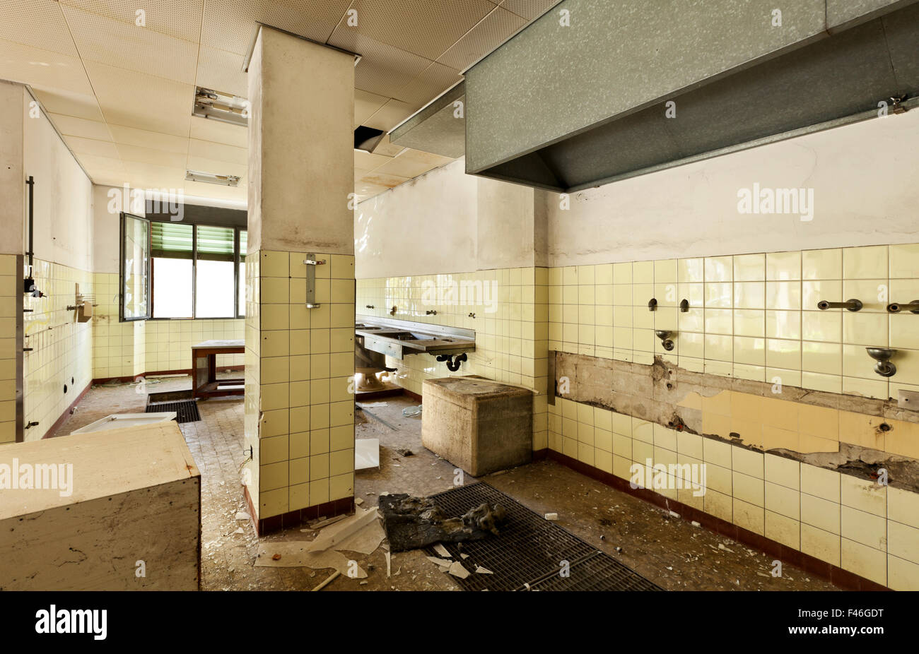 old kitchen destroyed, interior abandoned house Stock Photo - Alamy