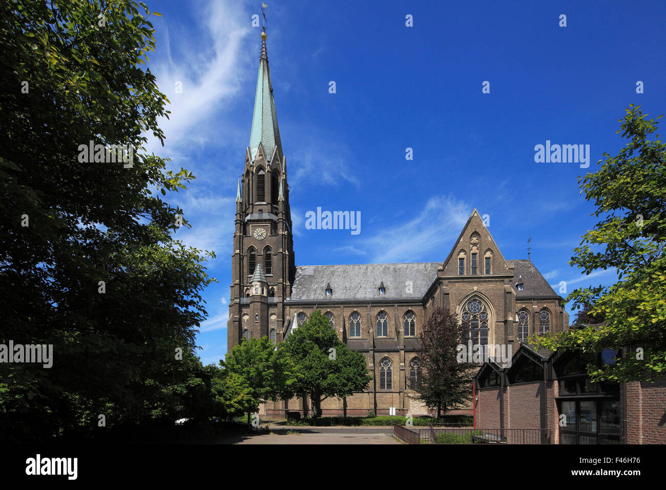 Katholische Pfarrkirche und Grabeskirche St. Joseph in Viersen ...
