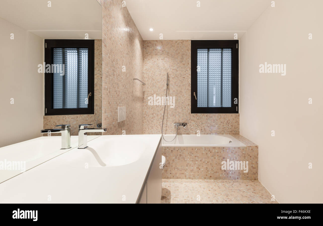 Interior new house, view modern bathroom Stock Photo - Alamy