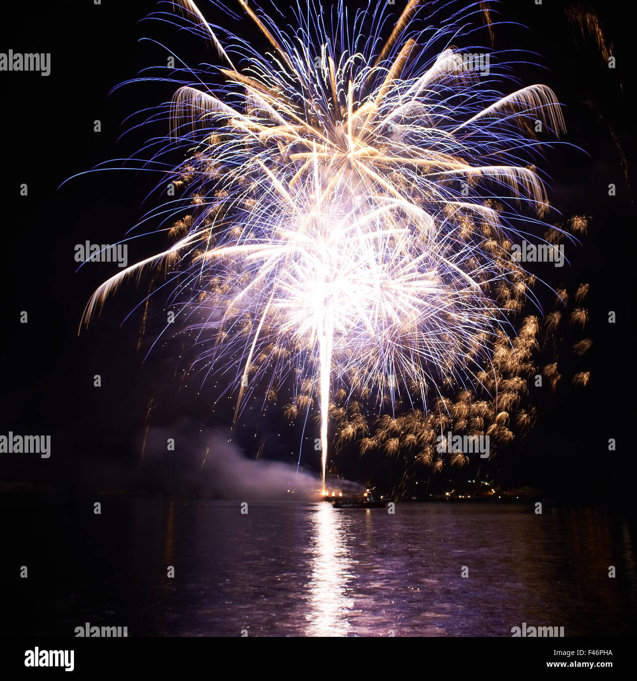 Purple Fireworks High Resolution Stock Photography and Images - Alamy