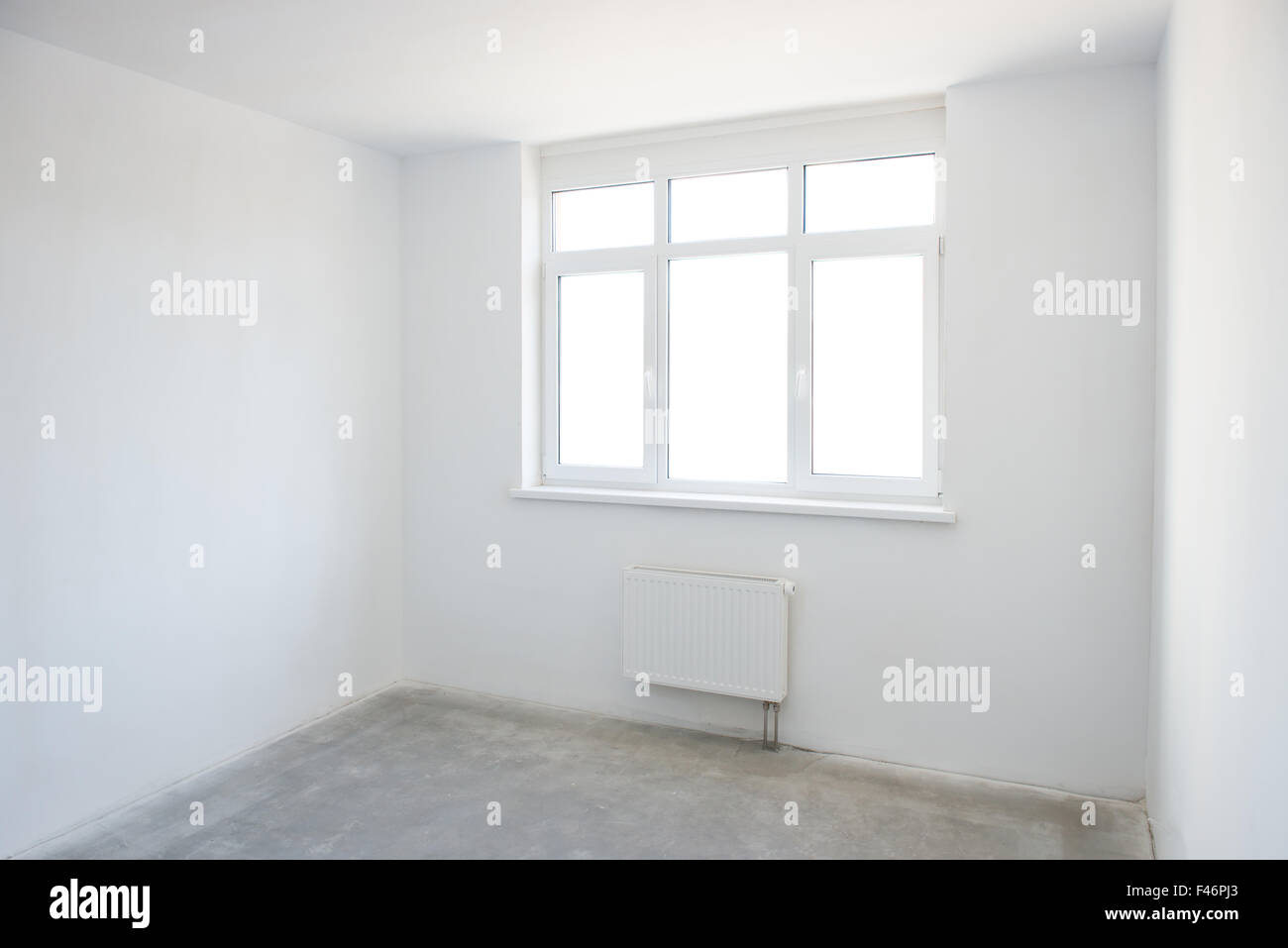 House empty room illuminate hi-res stock photography and images - Alamy