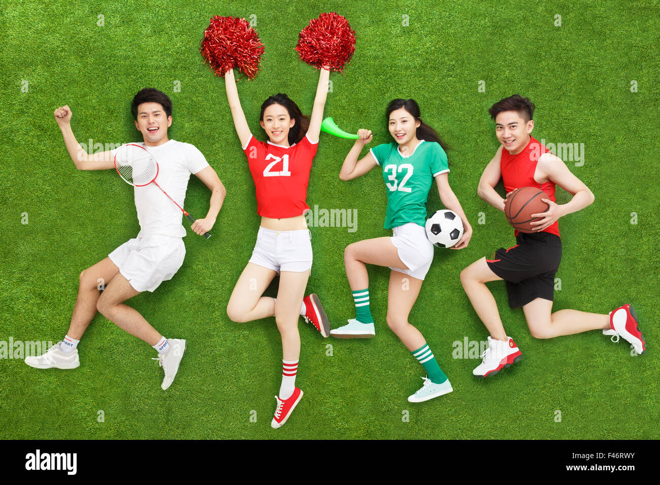 Cheerleaders arms raised hi-res stock photography and images - Alamy