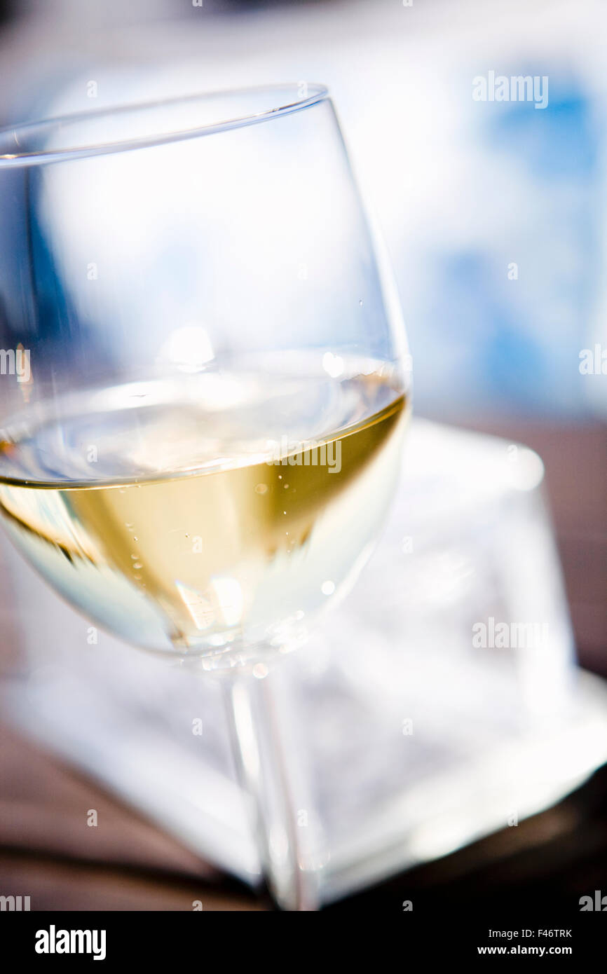 Glass wine white color hi-res stock photography and images - Alamy