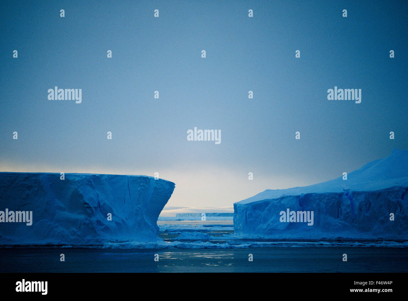 Antarctic color iceberg hi-res stock photography and images - Alamy