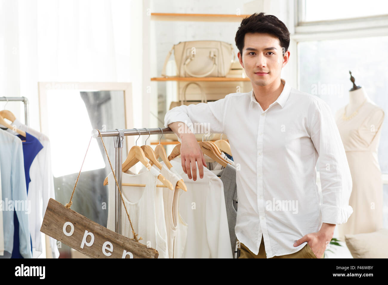 Man in studio hi-res stock photography and images - Alamy