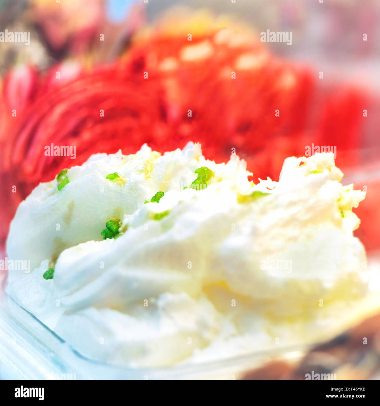 Ice cream fridge hi-res stock photography and images - Alamy