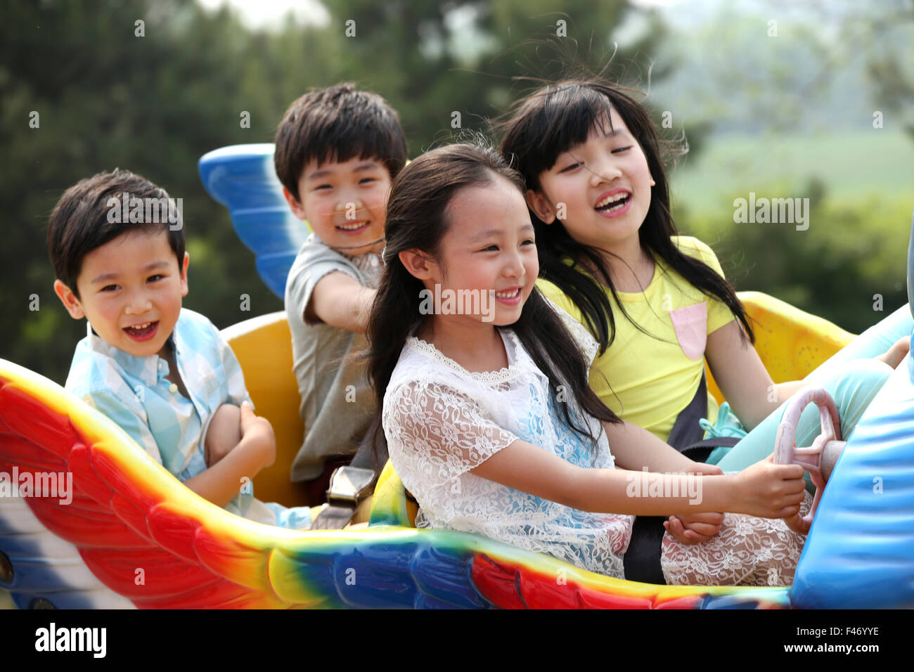 Children at amusement park Stock Photo - Alamy