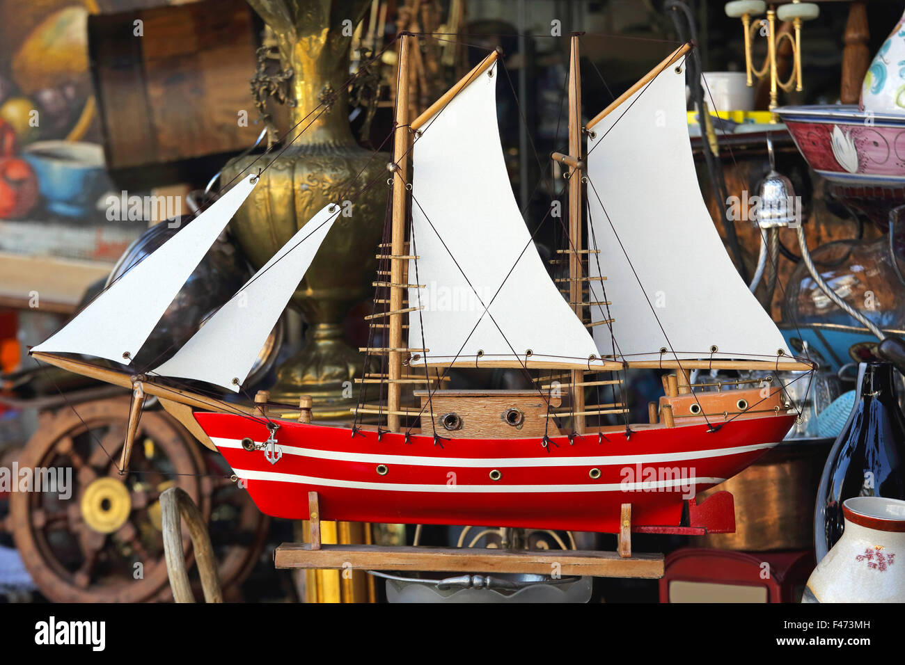 Ship model craft hi-res stock photography and images - Alamy