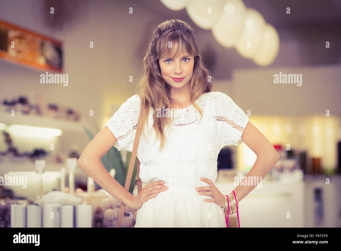 Hands on boutique salon hi-res stock photography and images - Alamy