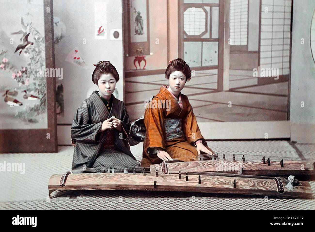 Koto japan hi-res stock photography and images - Alamy