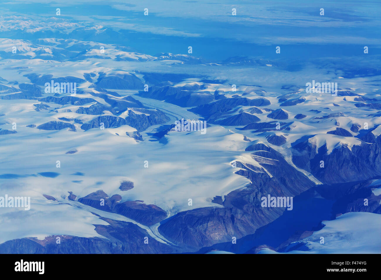 Aerial view of aircraft hi-res stock photography and images - Alamy