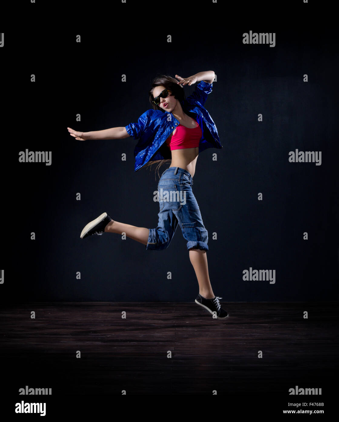 Modern dancer girl (normal version Stock Photo - Alamy