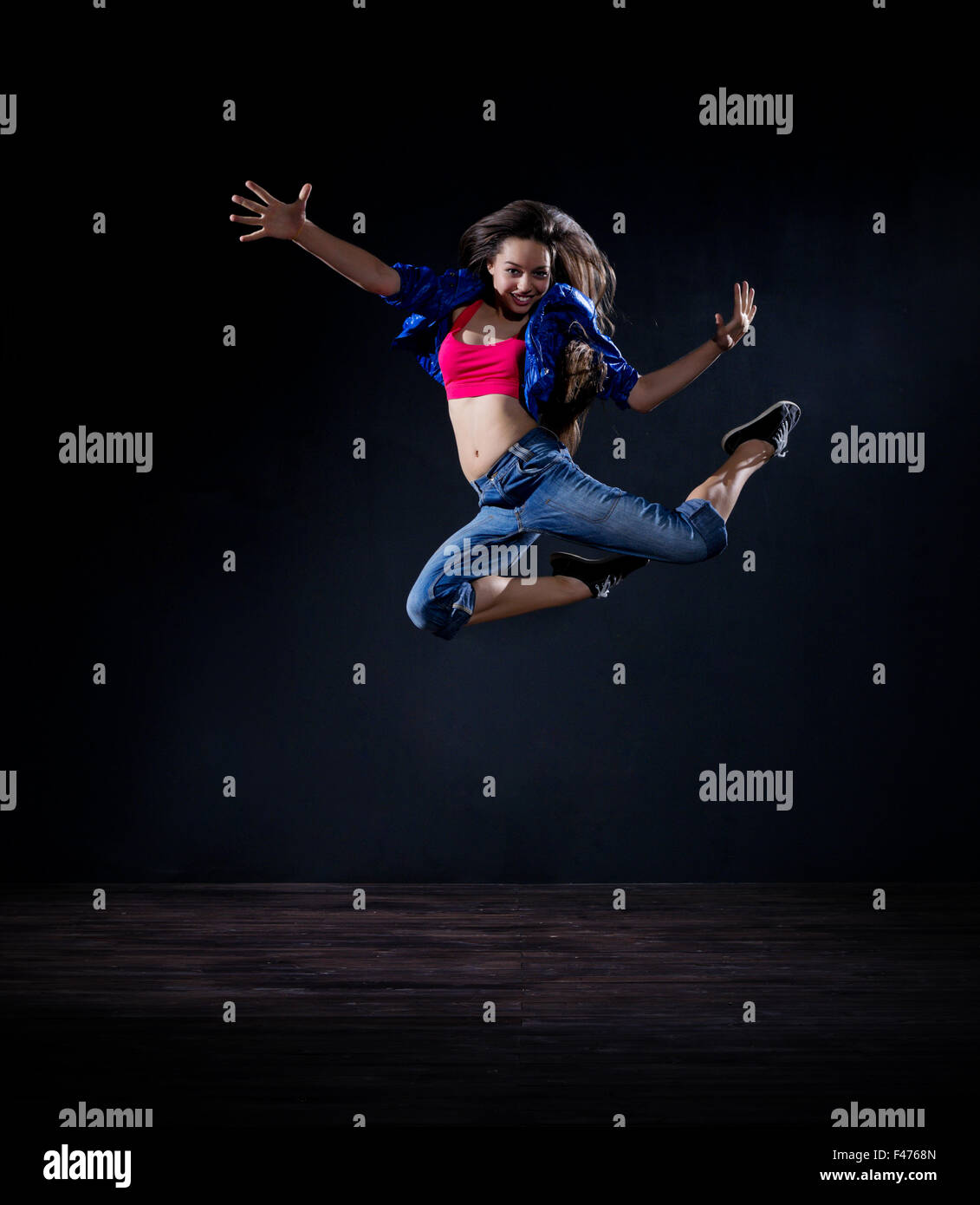 Modern dancer girl (normal version Stock Photo - Alamy