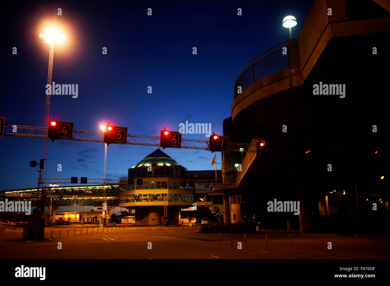 Border terminal hi-res stock photography and images - Alamy