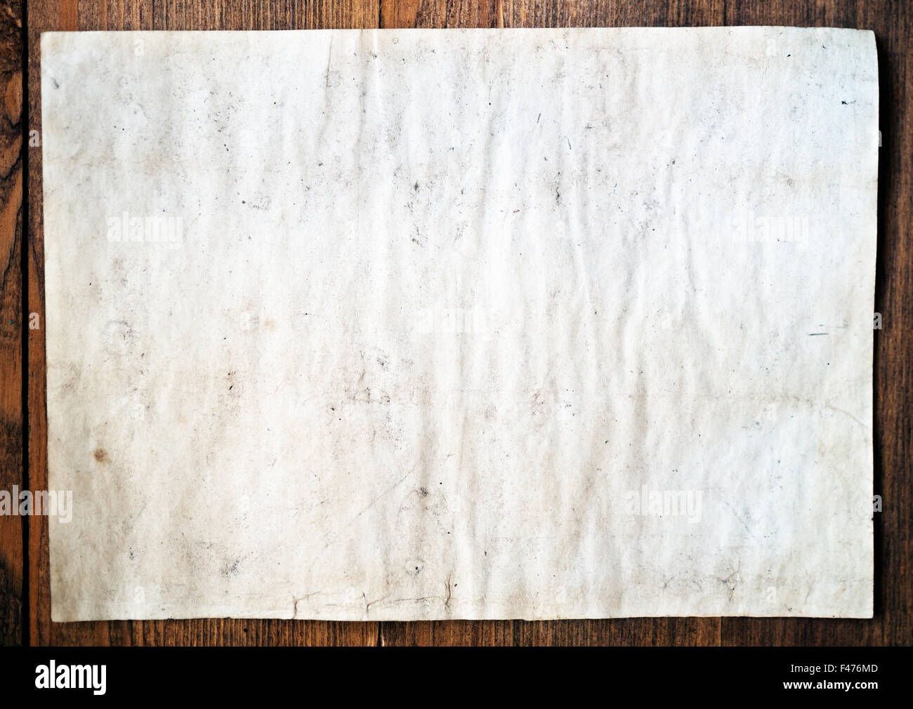 Old drawing pin hi-res stock photography and images - Alamy