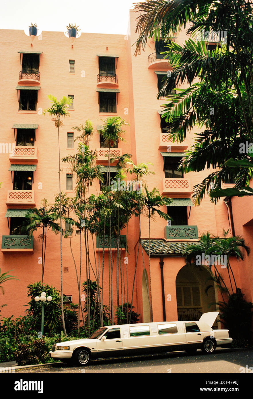 A white limousine in front of a hotel, Hawaii Stock Photo - Alamy
