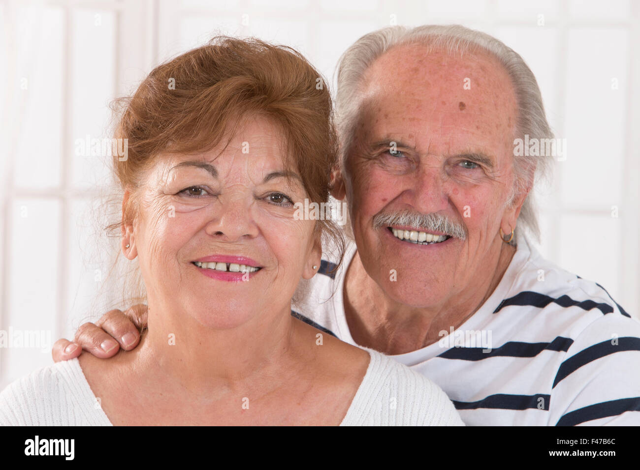 70 year old couple portrait hi-res stock photography and images - Alamy