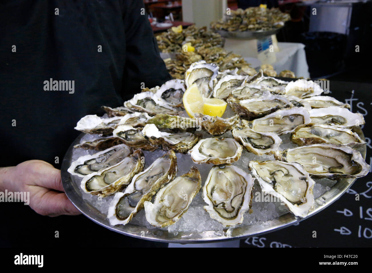 Seafood plateau hi-res stock photography and images - Alamy
